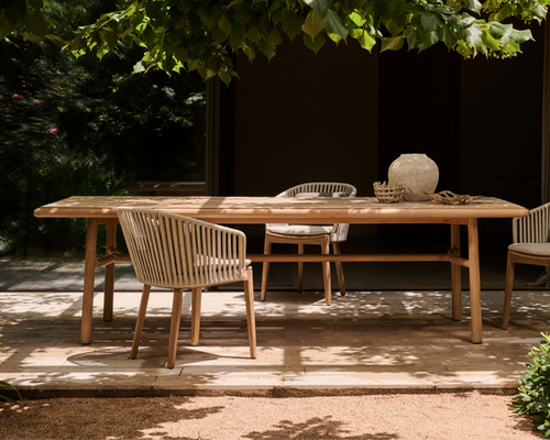 Ukiyo dining table