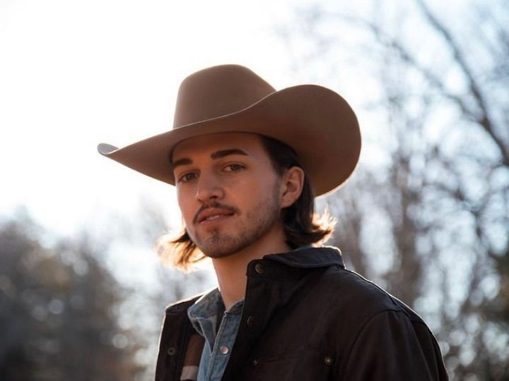 Jaden Hamilton Establishing Himself As A Rising Star With Single "Bad Spot"