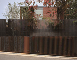 Comb House | isonarch1