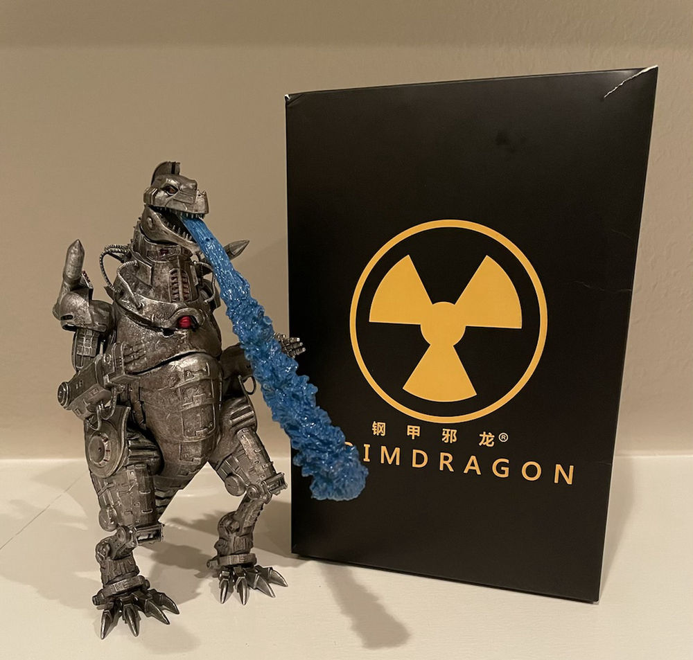 Boot To The Leg: Ready Player One MechaGodzilla Figure (Review)
