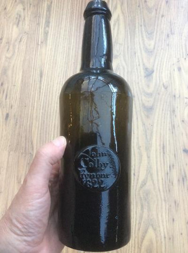 Seal "John/Colby/Fynone/1822 | ABC Magazine