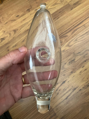 Clear leadglass baby feeder | ABC Magazine