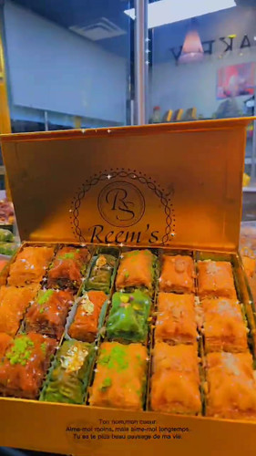 Mixed baklava gold gift box | Reem's Bakery