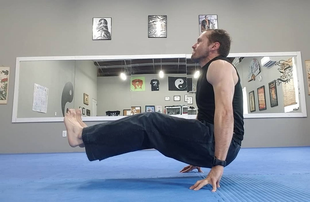 I Chin Ching practice and exercises