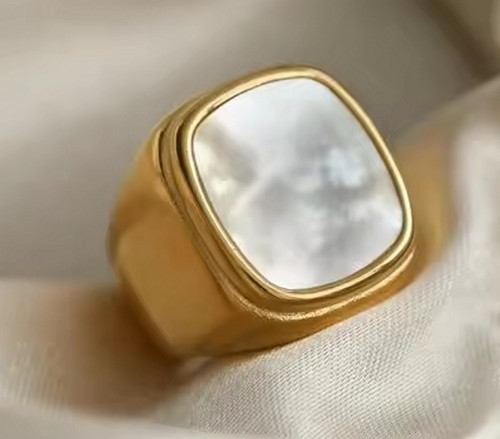 Designer Inspired Mother of Pearl Rectangle Gold Tone Star Ring Sz 6-8 ...