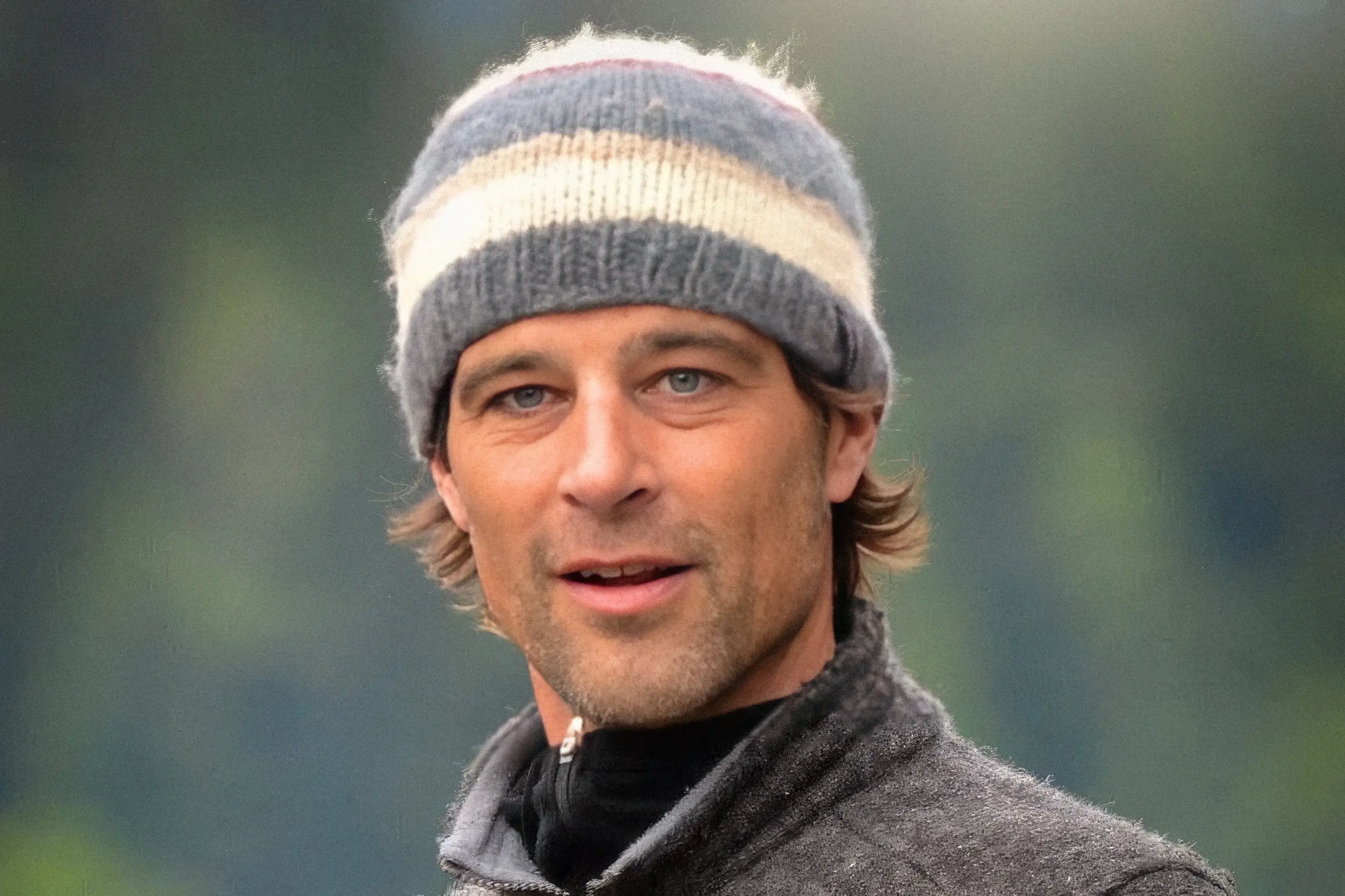 Wilderness Adventures | Grizzly Bear Viewing Retreat | British Columbia