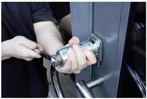 Redline Cylinder Core Extractor Kit | key-cutting-machines