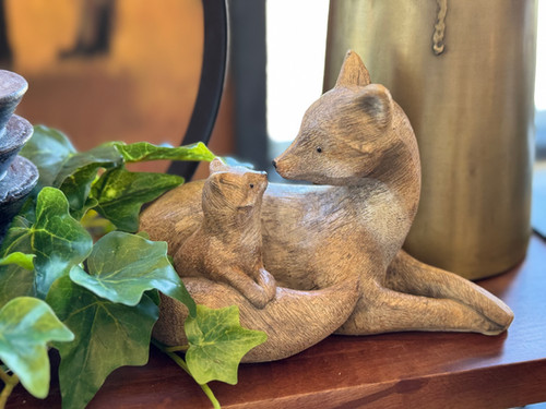 Resin Wood Carved Look Fox W/Baby | Artisan Home