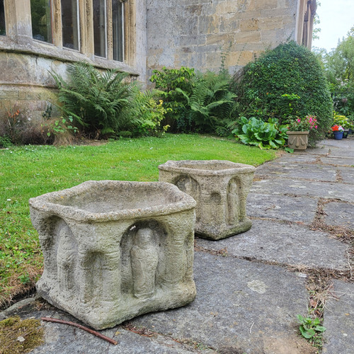 Pair of medieval style French planters | hutton-clarke