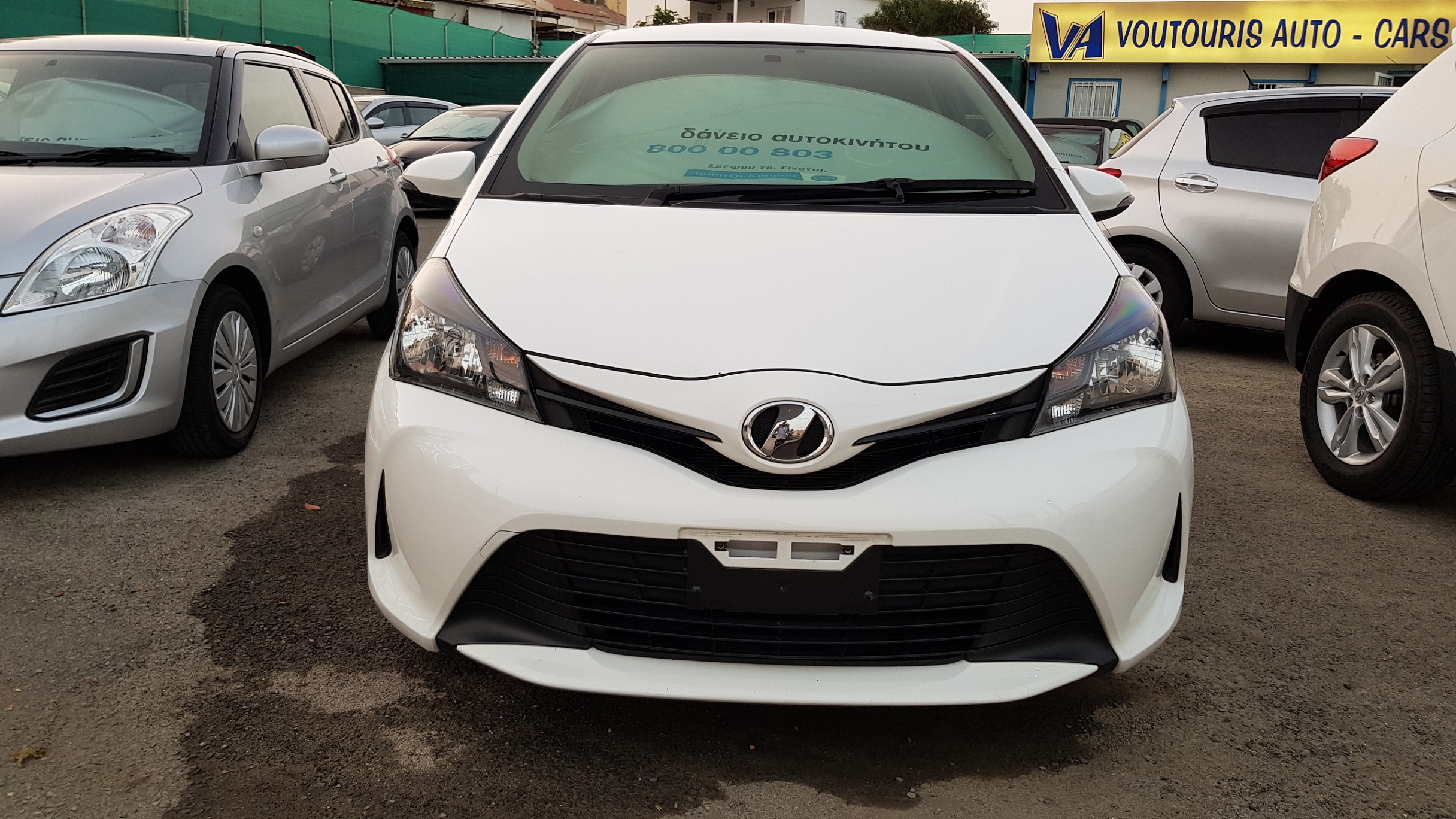 Toyota Vitz White Facelift | Voutouris Auto-Cars Hatchbacks