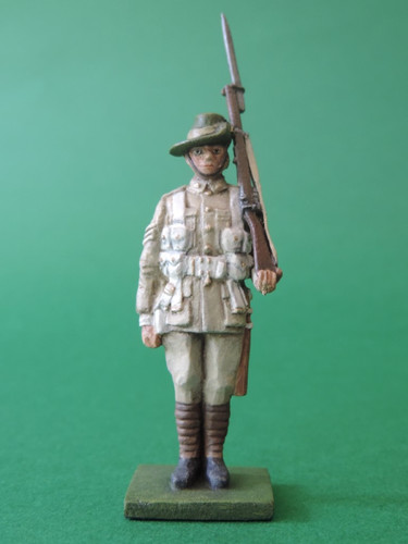LMS13 WW2 Australian Standing Rifle On Shoulder | British Toy Soldier ...
