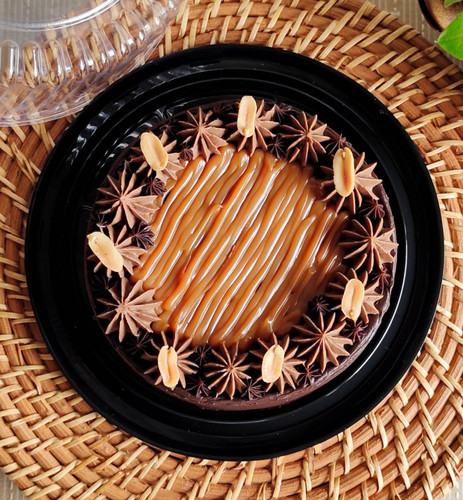 Order Snickers Chocolate Cake | Nicky's Cafe