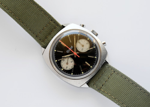 Gallet Reverse Panda Glossy Dial Chronograph Val 7733 | TimeMerchants