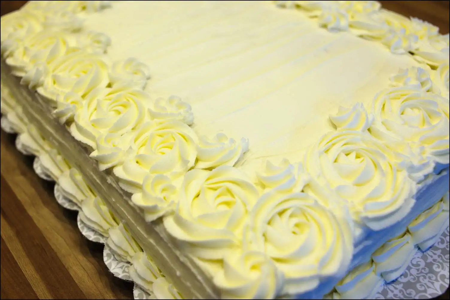 Rosette Border Sheetcake | Jaa Cakes