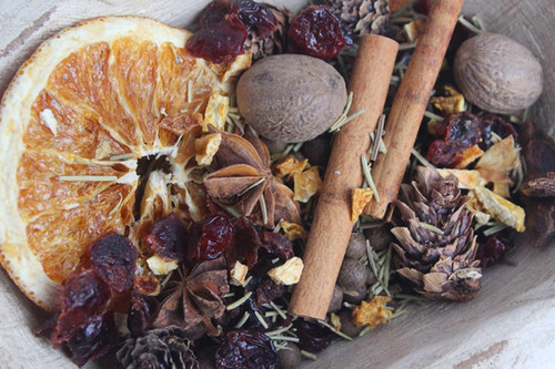 'Christmas Classic' Organic Potpourri Simmer Pot | Simply Happy