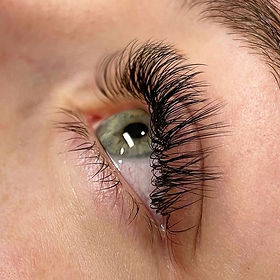 LASHES | Vanity Makeup Bar
