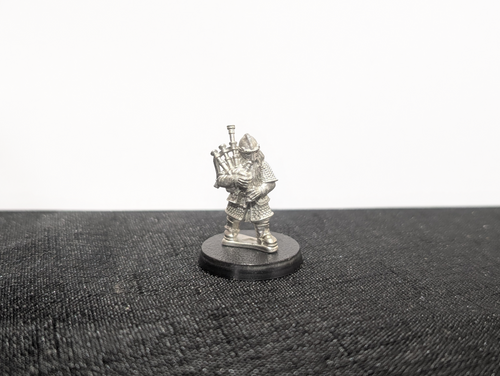 Dwarf Horn Blower | Medbury Miniatures
