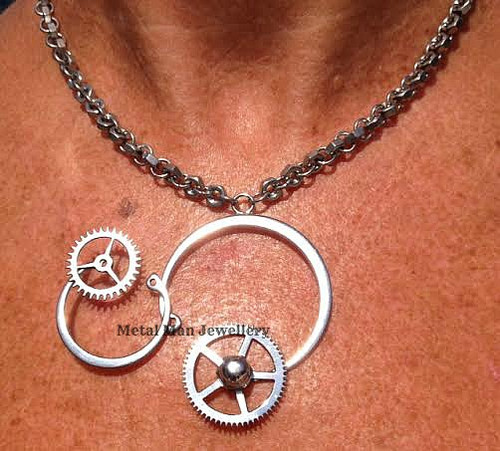 RA3 Retaining rings and gears pendant Hex Nut Chain | metalmanjewellery