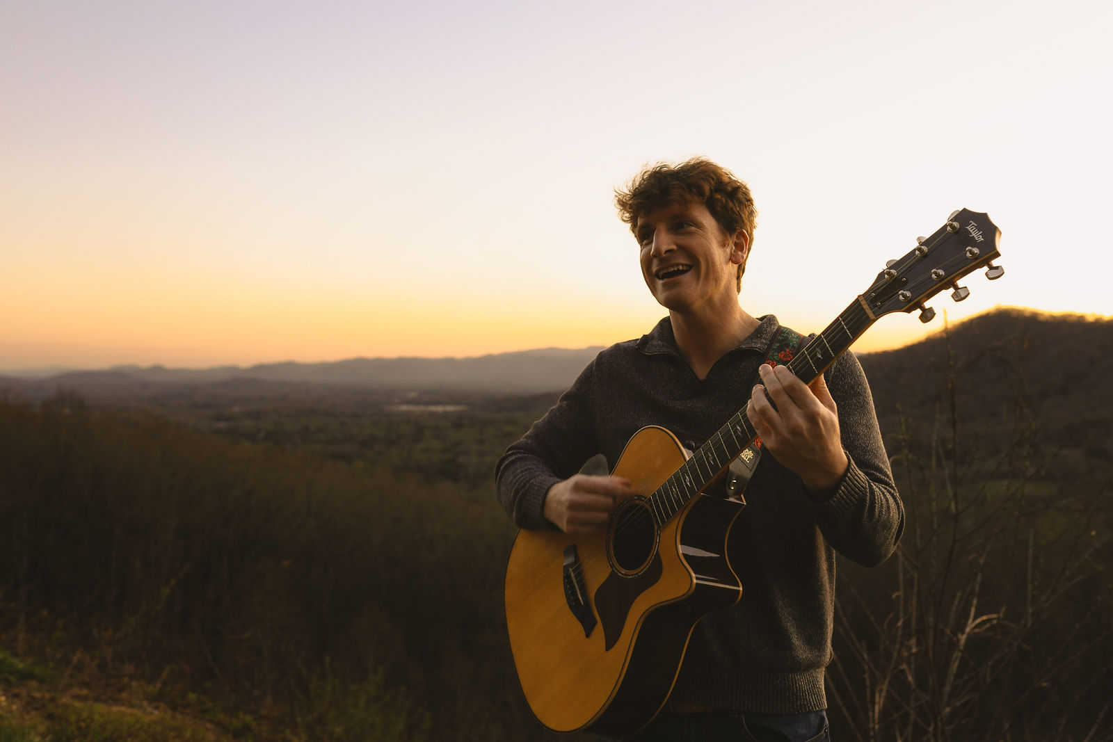 Singer-guitarist | Luke Lowe Music | Raleigh