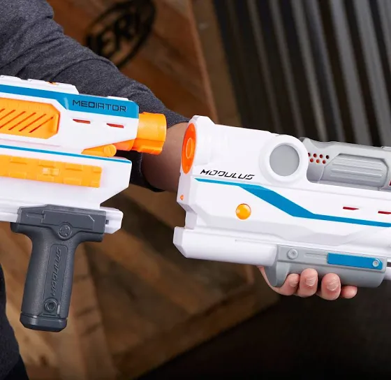 Nerf-N-Strike Modulus Mediator Pump-Action Blaster Includes 6 Foam ...