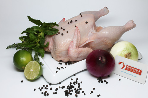 Pollo Entero / Libra | mercavicola