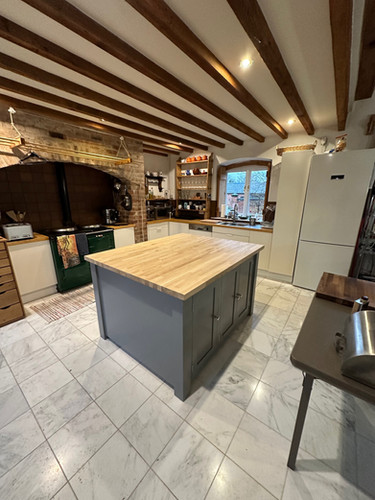 Kitchen island with solid oak worktop | Acorn To Oak