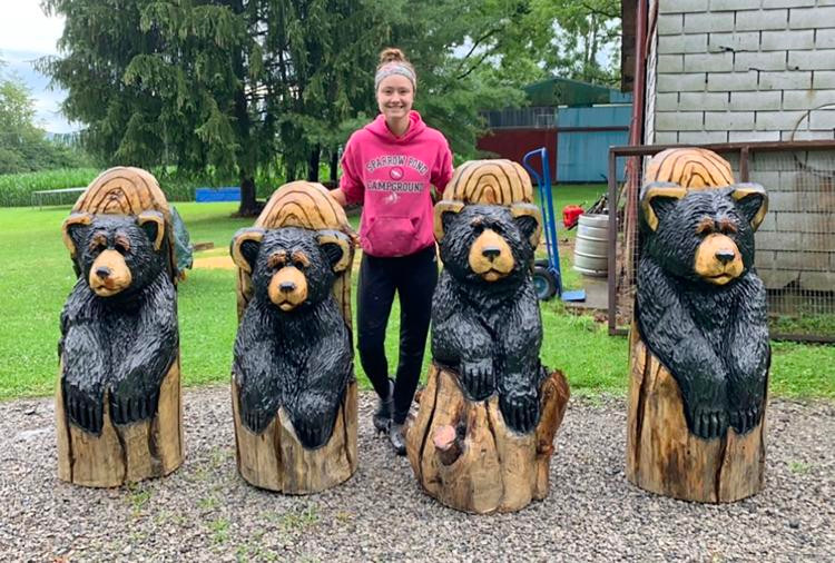 Chainsaw Carving - Garfield The Cat - Chainsaw Jenna