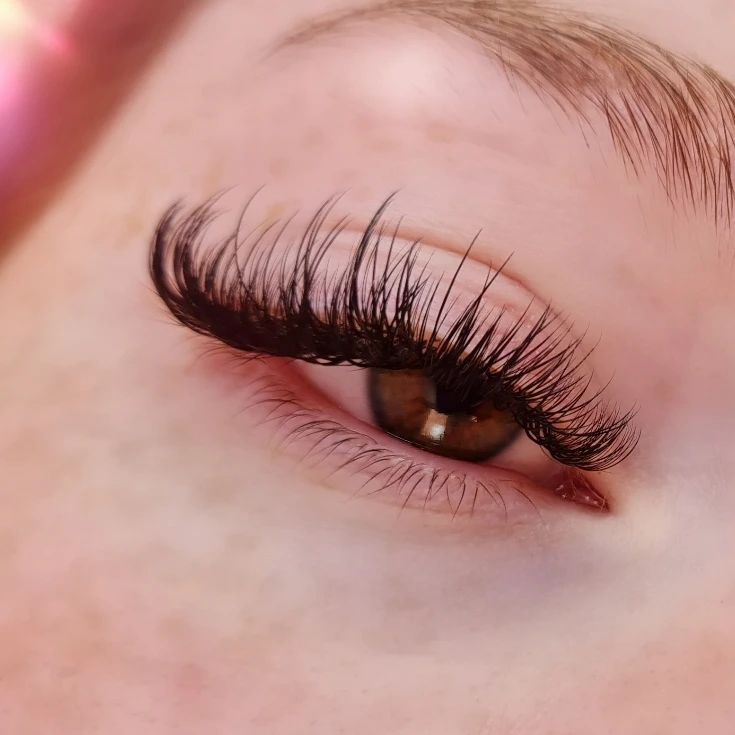 Lashed by Lauren Jayne is based in Hallow, Worcester. Offering eyelash ...