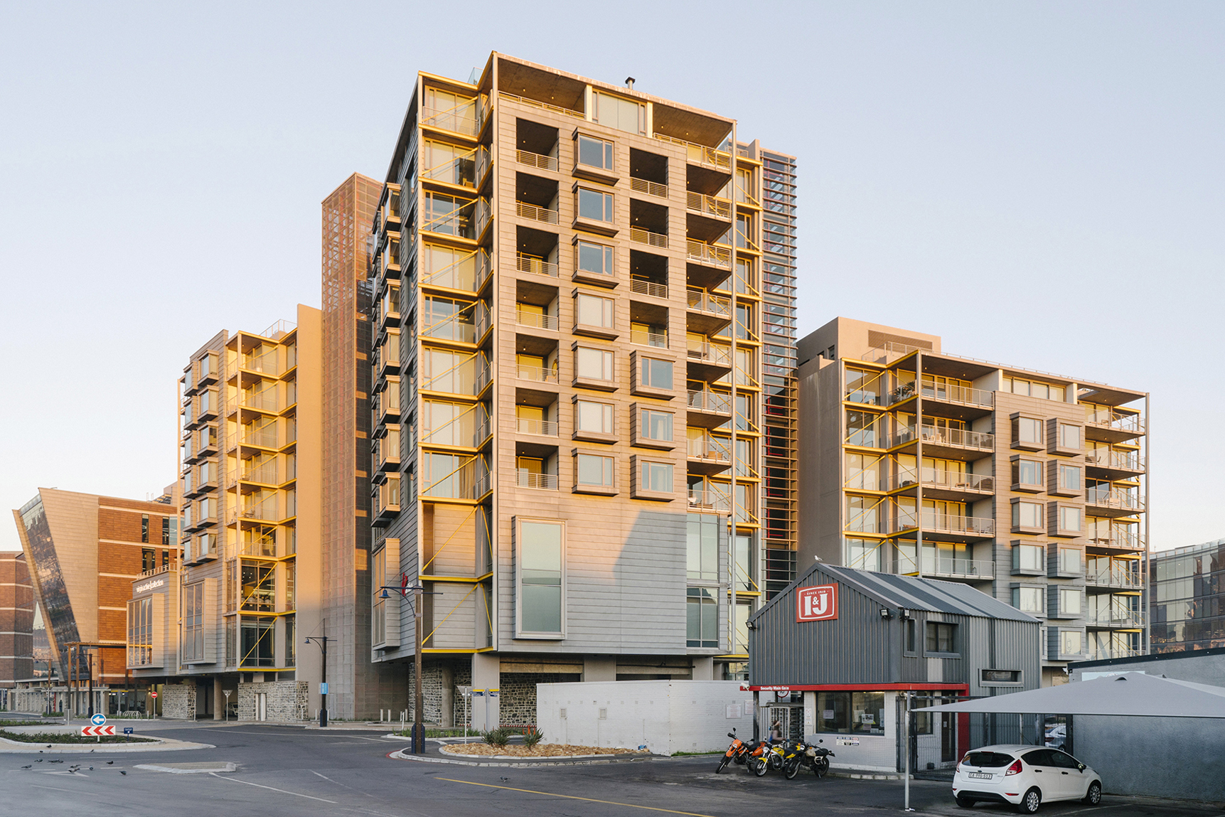 No 3 Silo (Apartment Building) - VDMMA