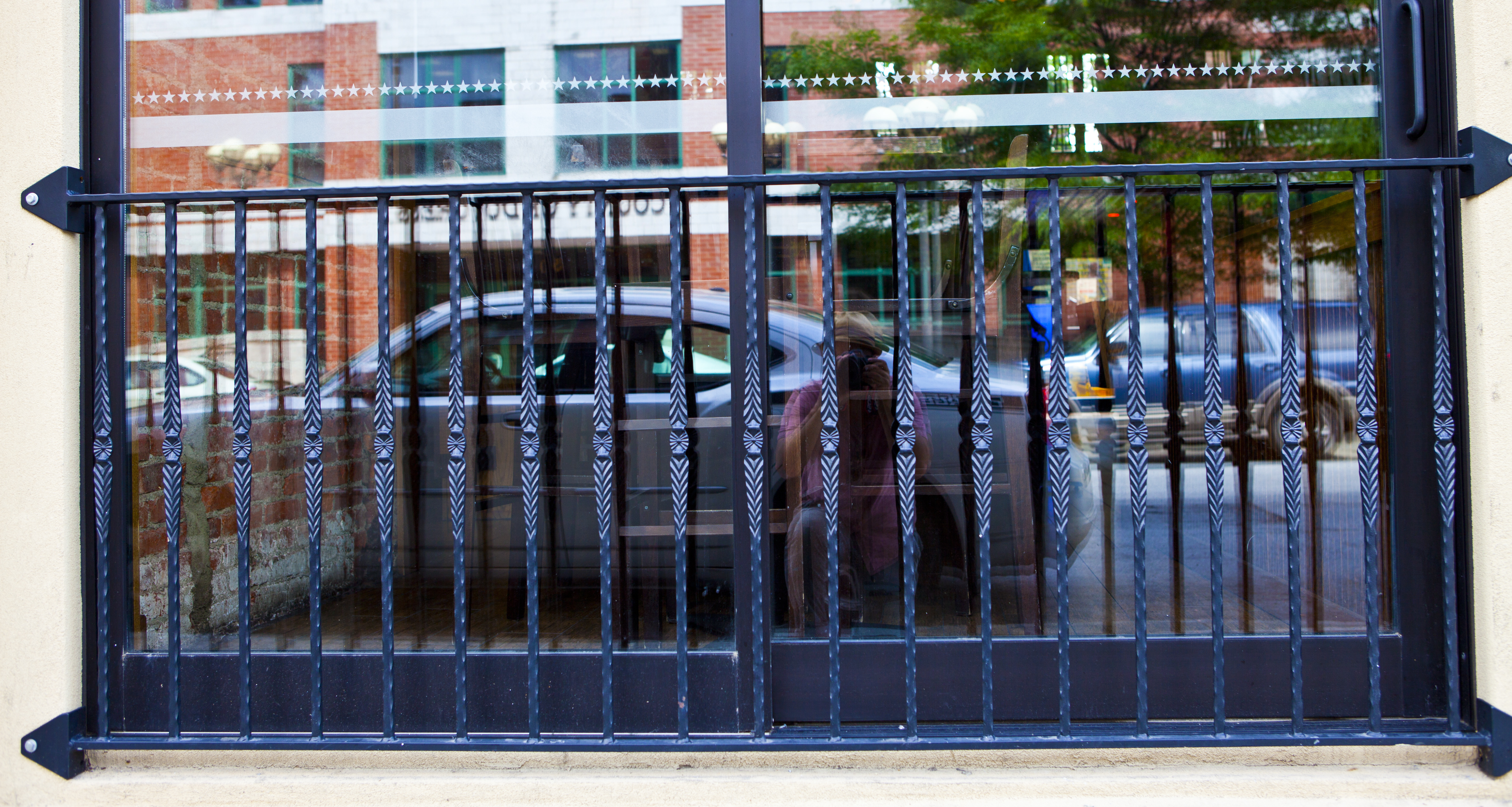 COMMERCIAL GALLERY | possenti-hof