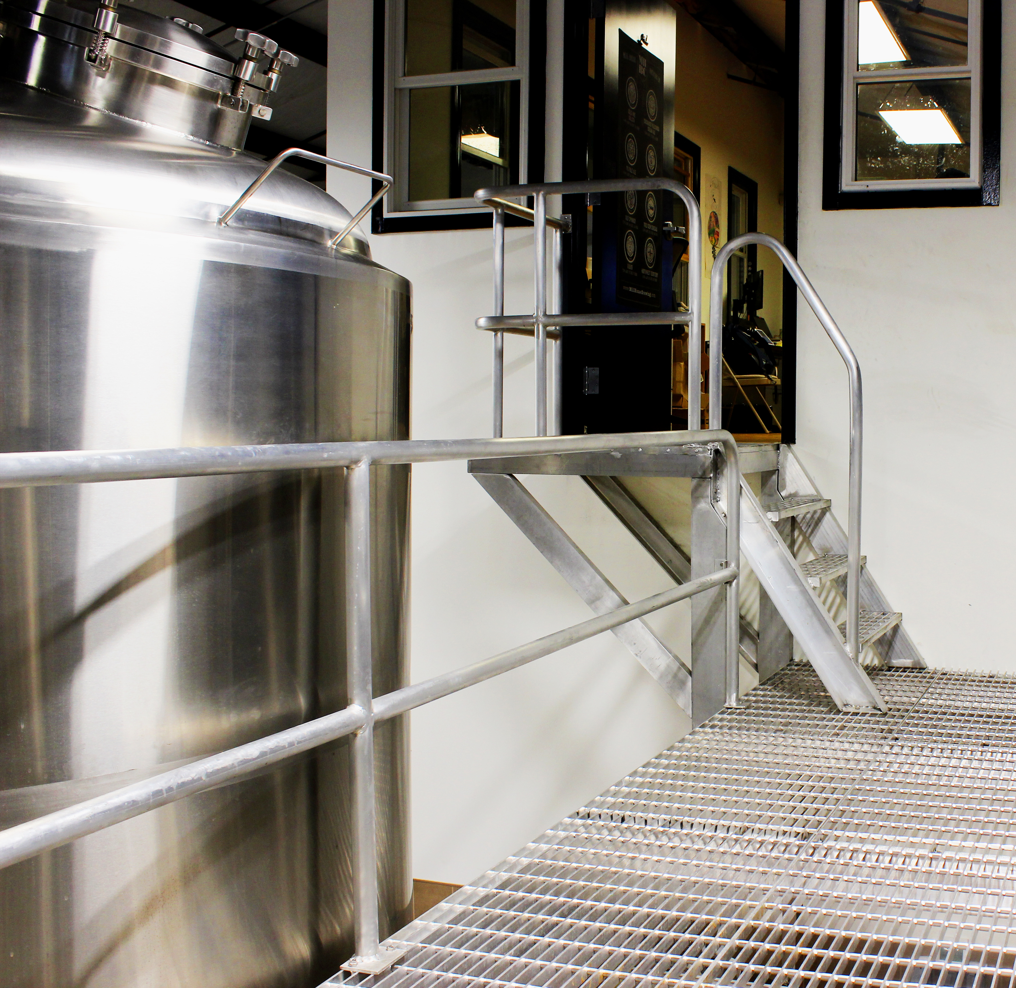 COMMERCIAL GALLERY | possenti-hof