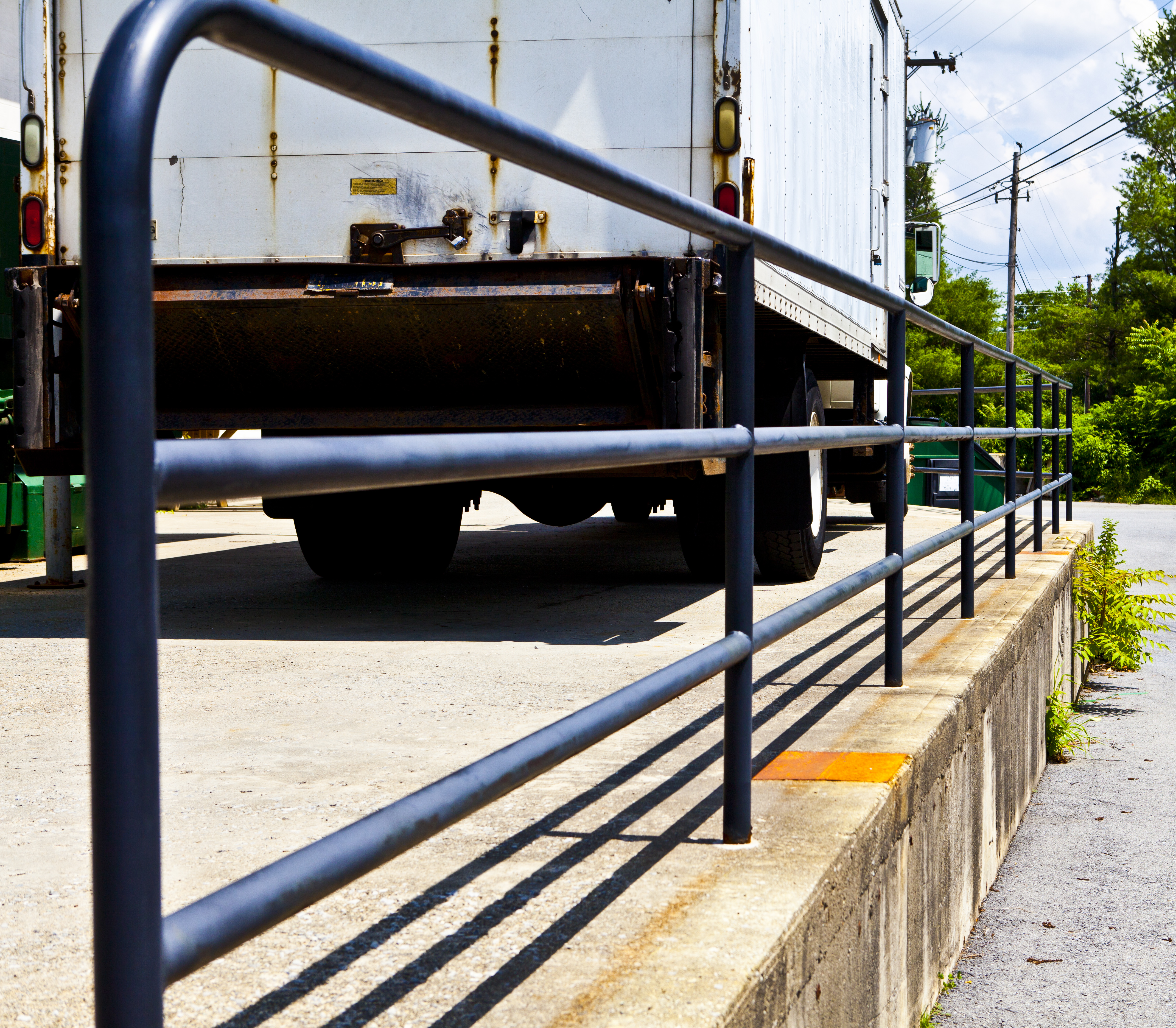 COMMERCIAL GALLERY | possenti-hof