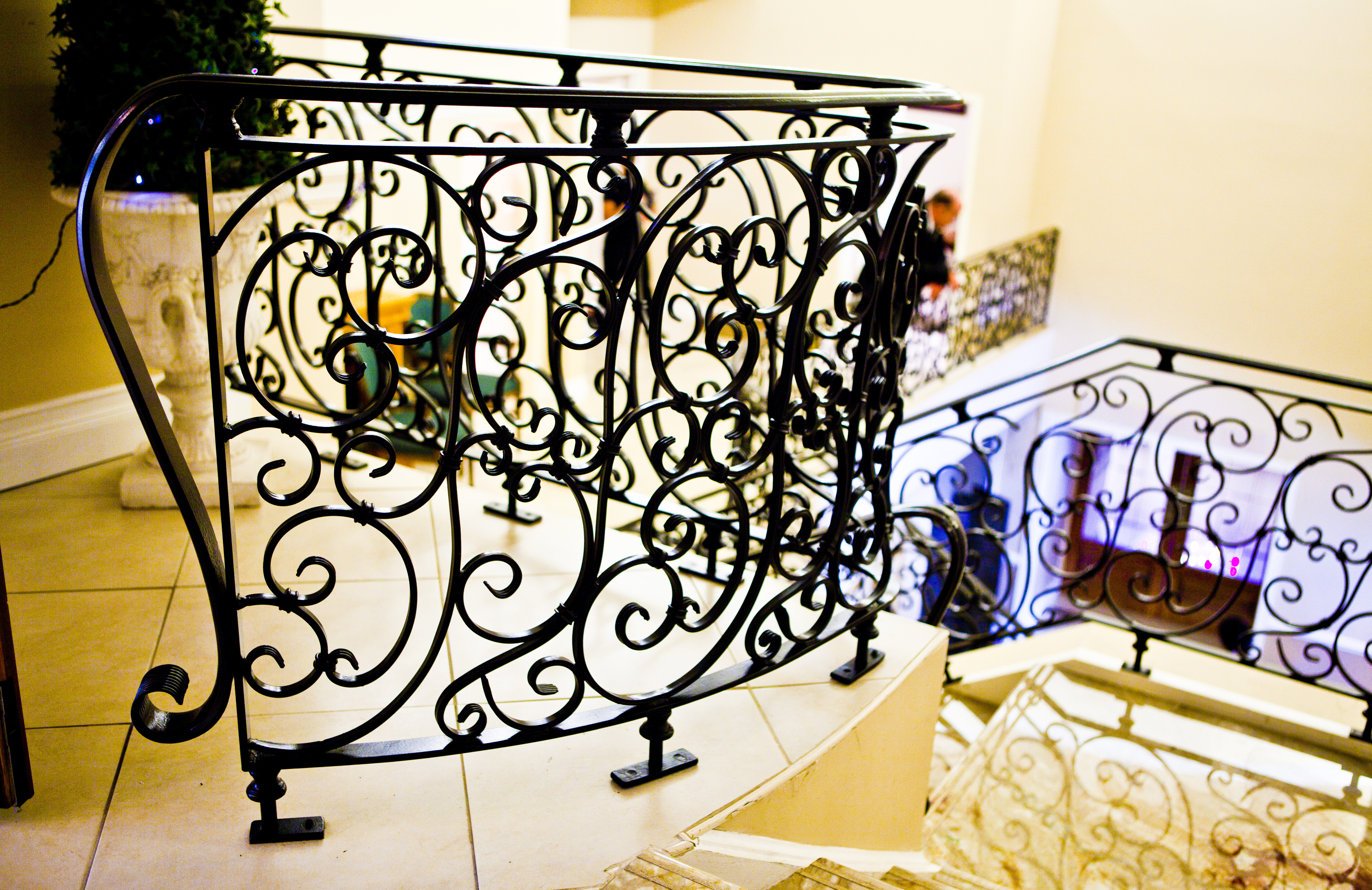 COMMERCIAL GALLERY | possenti-hof