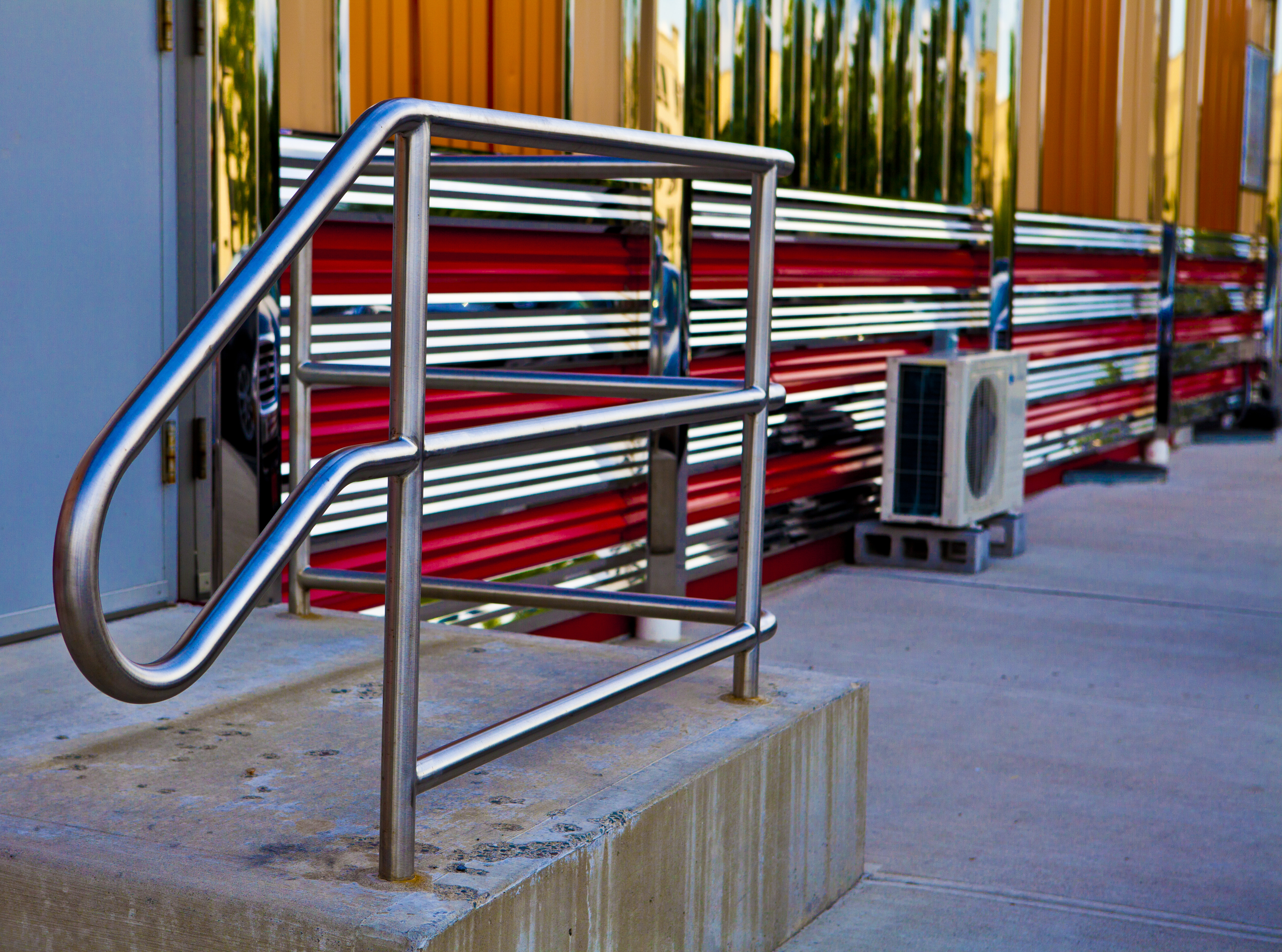 COMMERCIAL GALLERY | possenti-hof