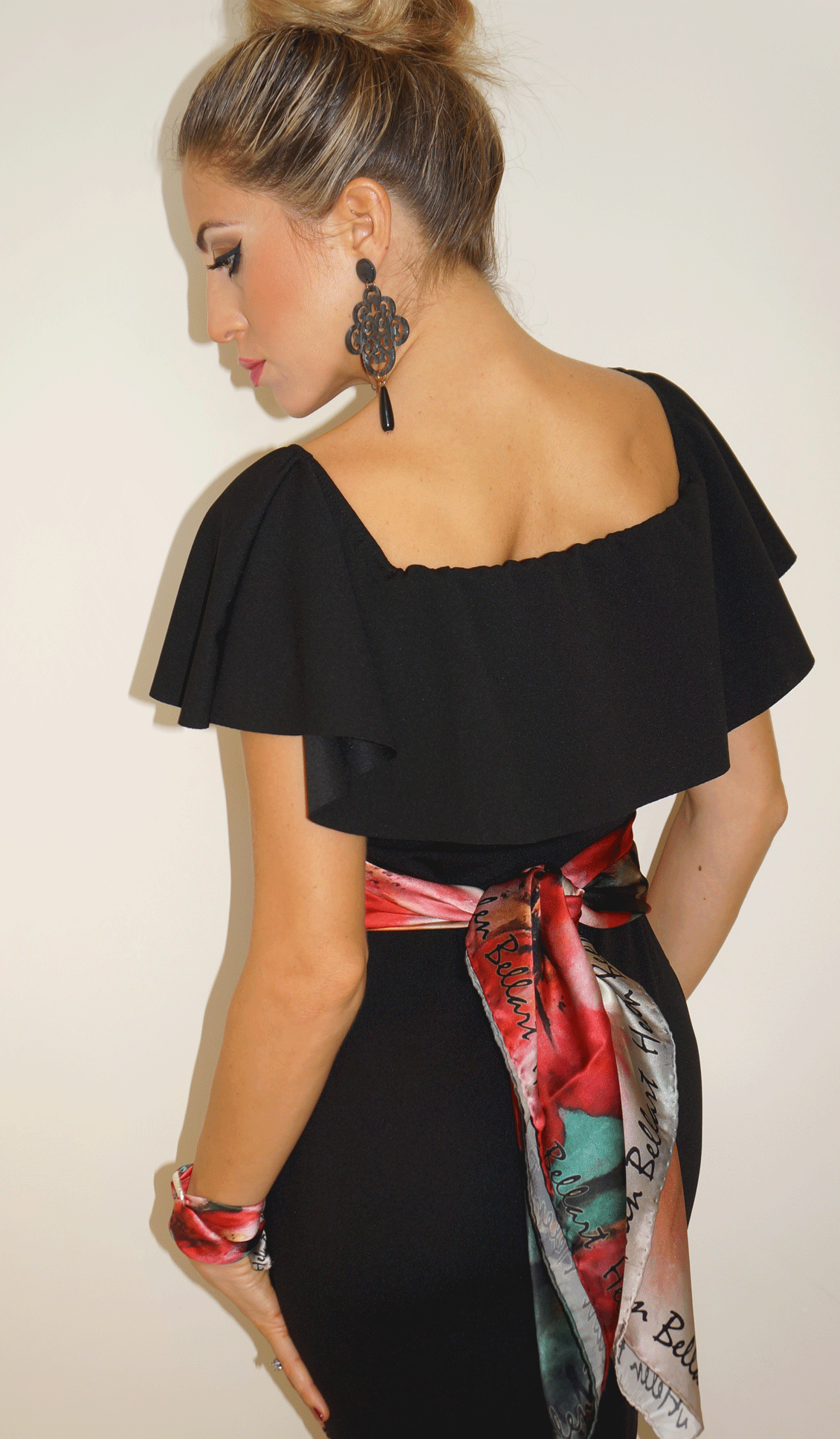 Stylish Ways to Wear a Silk Scarf Belt. Be Trendy & Be Unique!!!