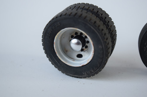 24.5 2-Hole Drive/Trailer Wheels | double-take-replicas