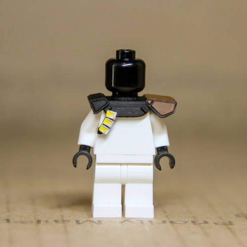 Yellow Commander Heavy Pauldron | Printech Workshop