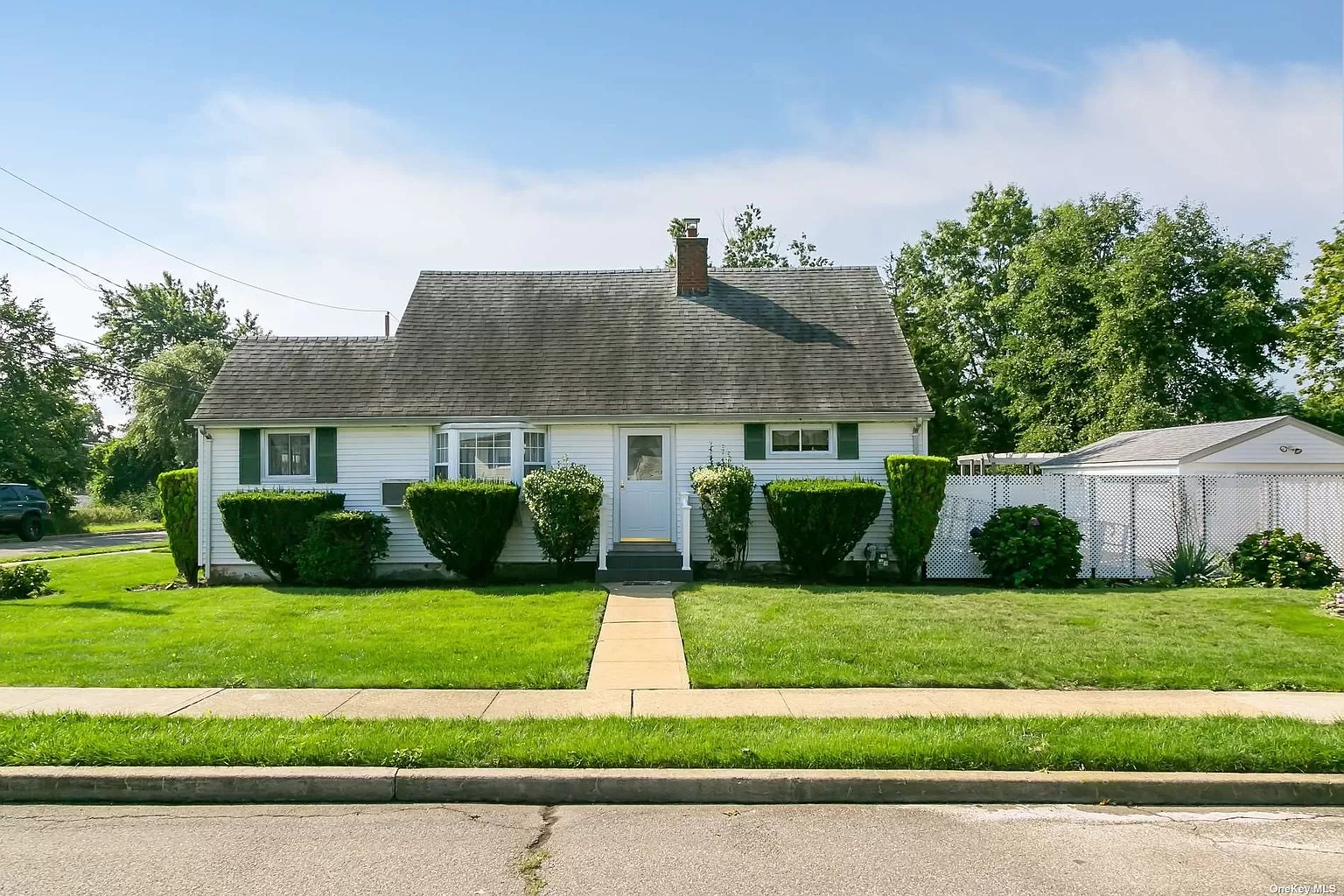 In Contract - 3700 Alcona St