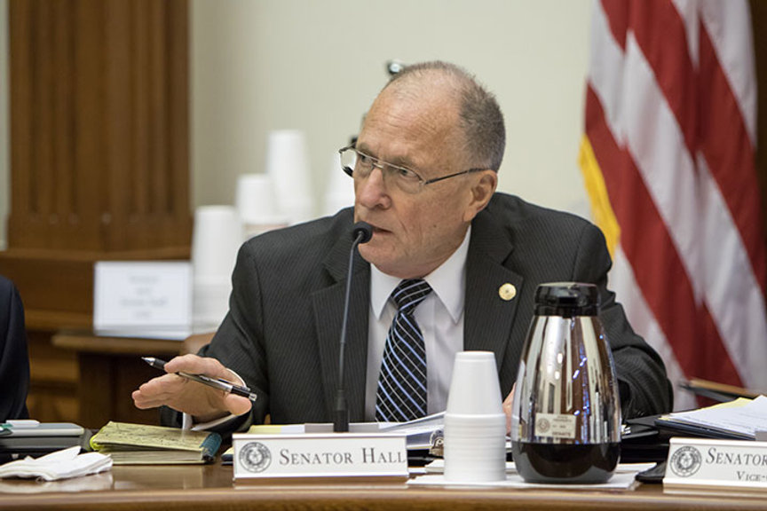 Senator Bob Hall comes to Grayson