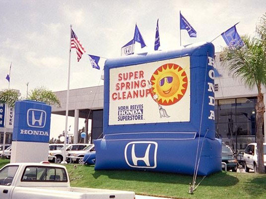 Blow-Up Advertising Signs | Affordable | Creatable Inflatables