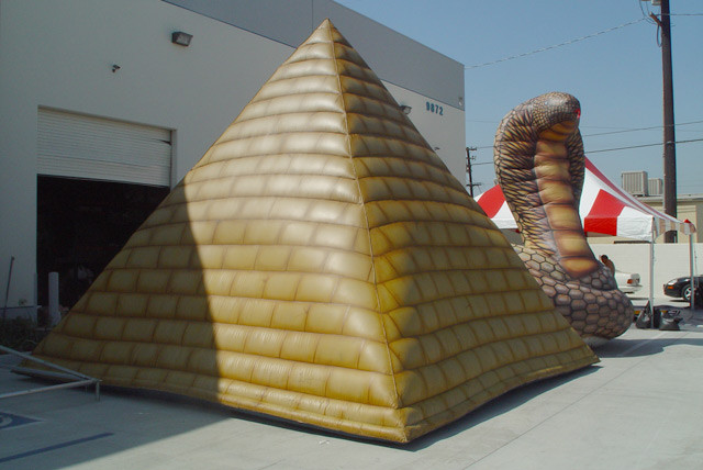 Giant Inflatable Pyramid | Los Angeles, CA