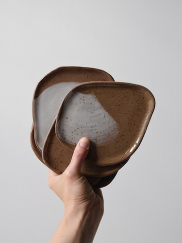 abstract plate | stone + sparrow