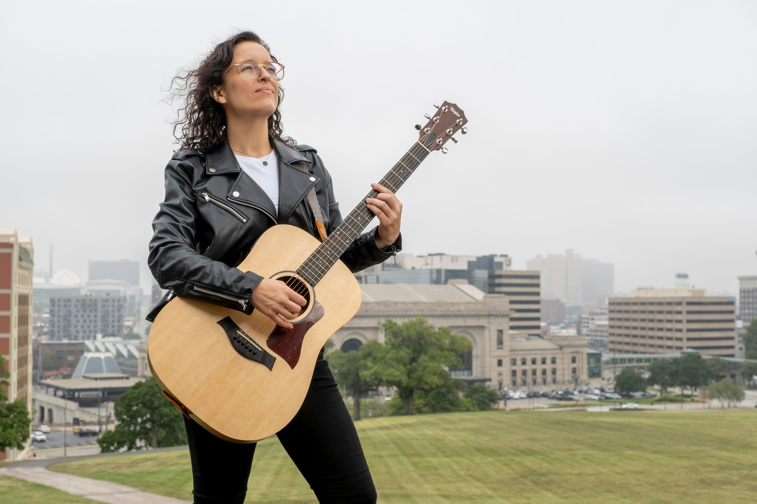 Nicole Springer | Charlotte House Series