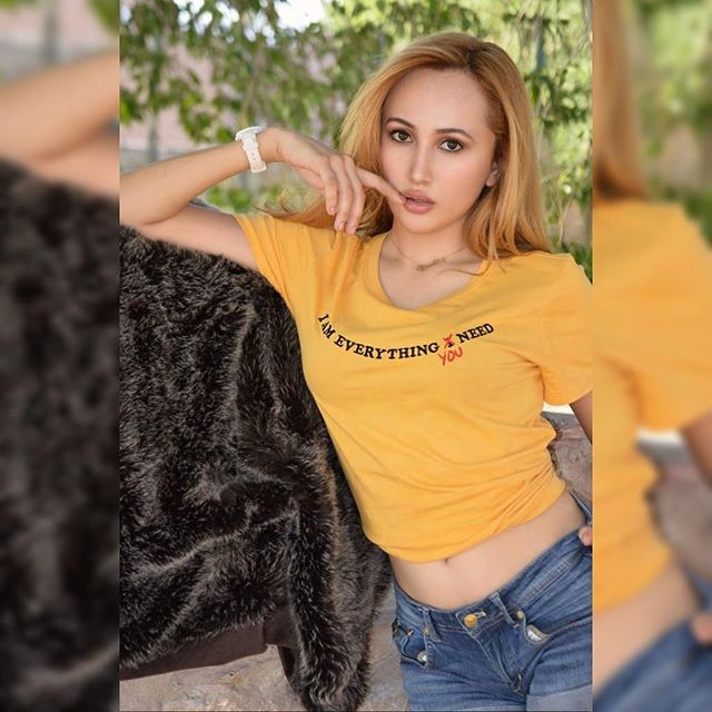 HOME | Tyra Lee / Music Artist