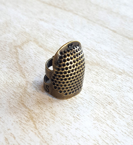 Adjustable Metal Thimble | NZ Corsetry
