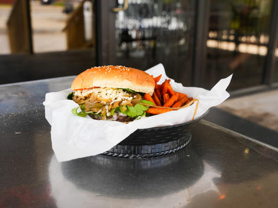 Boot T's | Seafood Restaurant | 13459 US 90, Boutte, LA 70039, USA