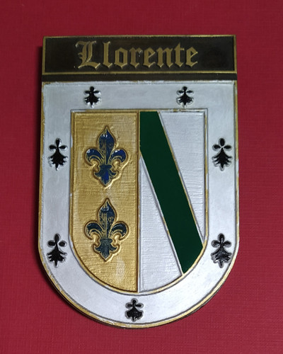 Llorente Escudo del apellido en esmalte | Arte y Heráldica