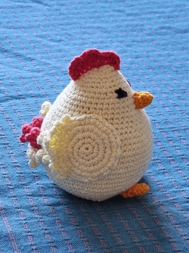 Chicken Squeaky toy | Softezia