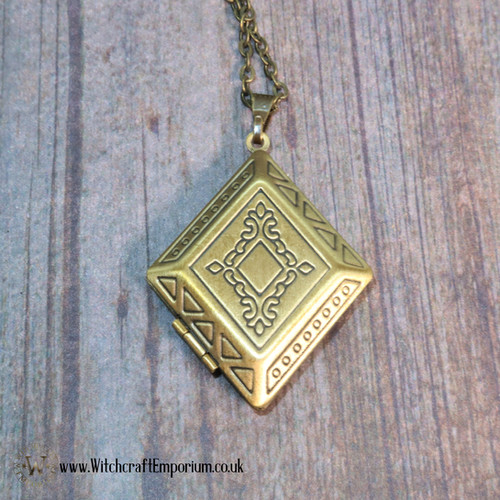 Diamond Locket | Witchcraft Emporium