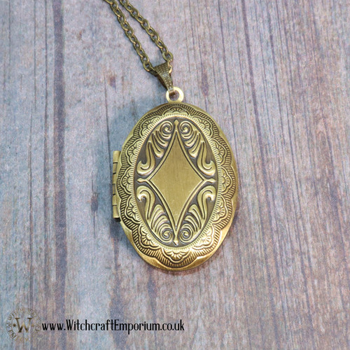 Victorian Locket | Witchcraft Emporium